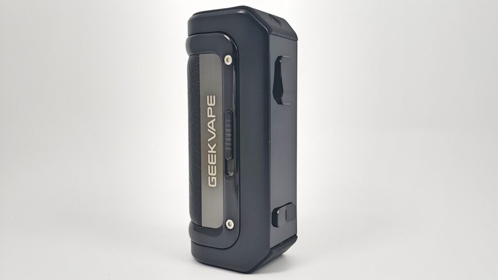 Review of the Geekvape M100 Kit - VapePassion.com