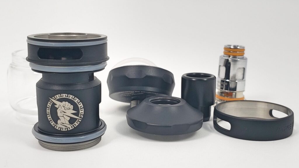 Review of the Geekvape M100 Kit - VapePassion.com